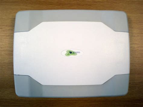 ip.access nano3G picocell pictures | manatails' blog