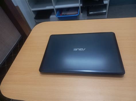 Asus NoteBook X402Y - Mero Laptop