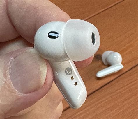 Edifier NeoBuds Pro 2 True Wireless Noise Cancelation In-ear Headphones ...