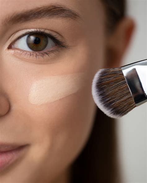 Кисть для макияжа Shik Foundation - 24diva.ru