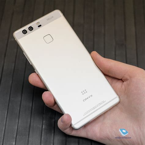 Mobile-review.com Huawei P9. Первый взгляд