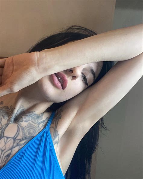 ArmpitsGoneWild