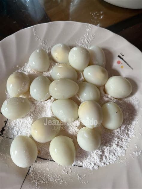Jeazel Mercado - Bago i coat ang itlog pugo ay dapat ipaikot muna ito sa harina (plain) | Facebook