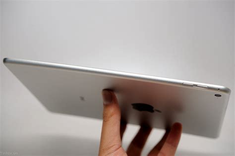 iPad Air 2 позирует перед камерой - Notebookcheck-ru.com