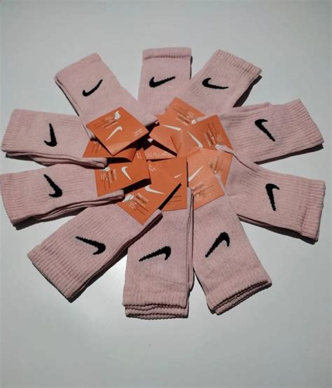 Спортни Чорапи: NIKE 6 ЧИФТА ЦВЯТ: ПУДРА – Най-продавани маратонки