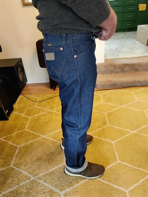 Fit Check: new Wrangler 13mwz. Thrift shop find. : r/rawdenim