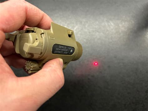 Sprzedam: Latarka i laser m6x na pistolet / Giełda ASG - repliki asg ...