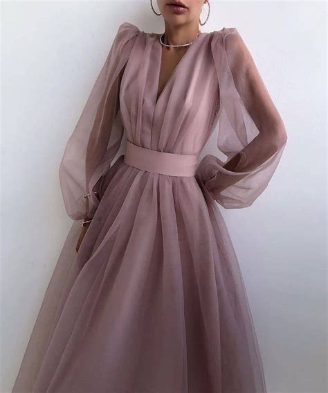 Pin on Vestido madrinha | Ocassion dress, Trendy dress outfits, Gowns ...