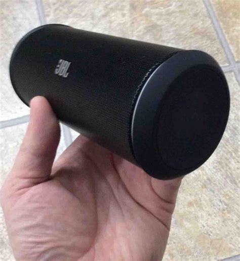 JBL Flip 2 Review, Features, Pros, Cons - Tom's Tek Stop