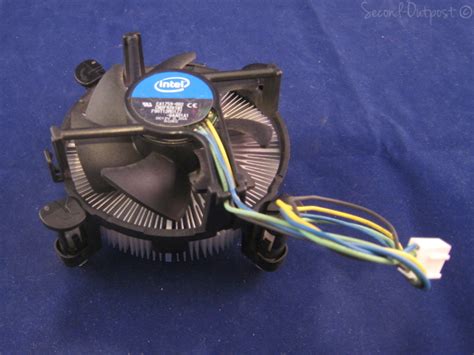 Intel E41759-002 Socket 1156 Copper Core/Aluminum Heat Sink & Fan