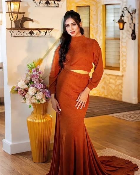 Simran Khan Wiki, Web Series Name List, Age, Height, Net Worth, Ullu Actress