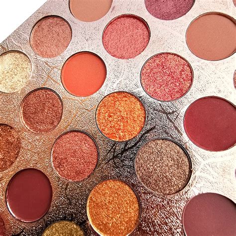DIKALU 35 Color Eye Shadow