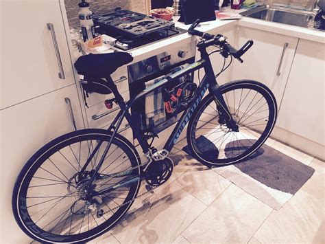 Stolen Specialized Sirrus Comp Disc 2015