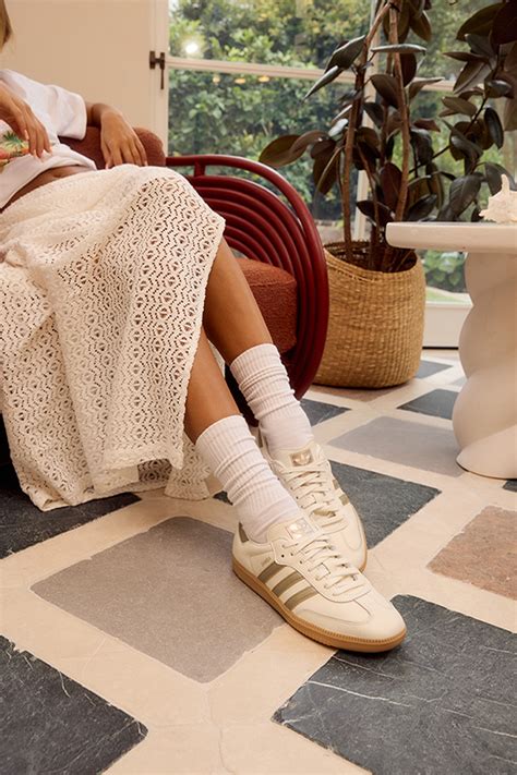 Women’s Samba Adidas | Shop in Black, White & More | Stylerunner