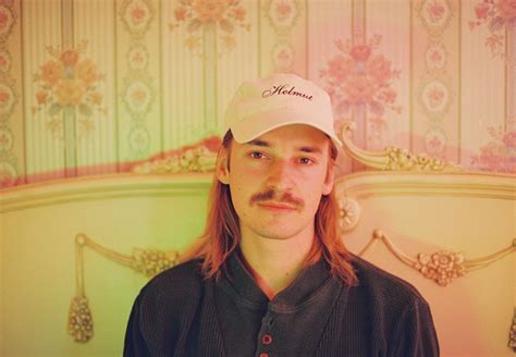 Videopremiere: Helmut aus Berlin liefert mit "Take All" traumhaften ...