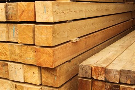 Обрезной брус из лиственницы 200x200 мм купить по цене 16000 ₽ в Москве ...