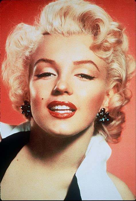Marilyn Monroe: Fakta di Balik Persona dan Stereotip - USS Feed