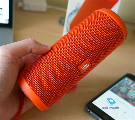 Mobile-review.com Обзор колонки JBL Flip 3
