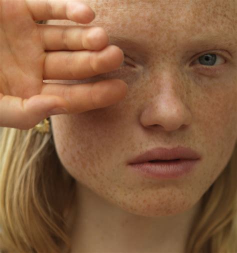 Cutting a body for future women: Katerina Vassou on young girls and ...