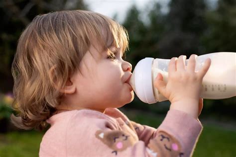 Соска Philips Avent силиконовая Natural Природный Поток, 6м+., 2 шт ...