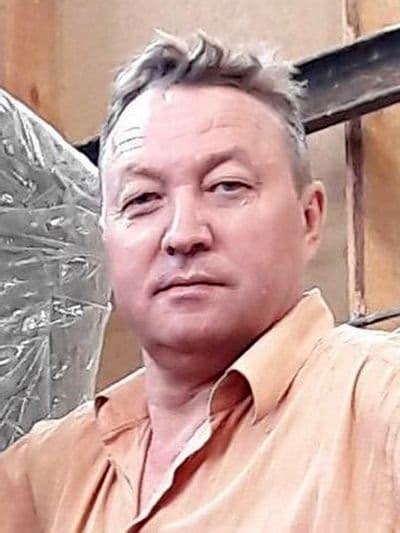 Александр Рожников — биография, личная жизнь, фото, новости, скульптор ...