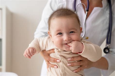 Baby Arzt Bilder - Kostenloser Download auf Freepik