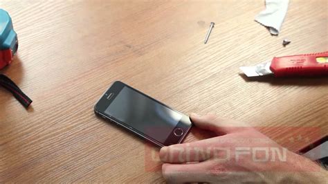 Защитная пленка на Iphone 5 и Iphone 6, краш тест - YouTube