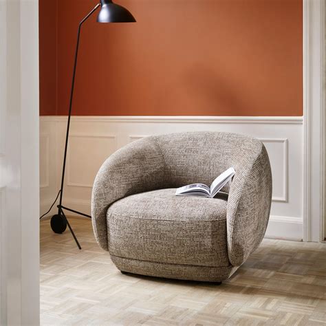 Современные дизайнерские настенные лампы | BoConcept