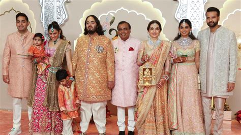 India | si sposa il figlio dell’uomo più ricco d’Asia Matrimonio extra ...