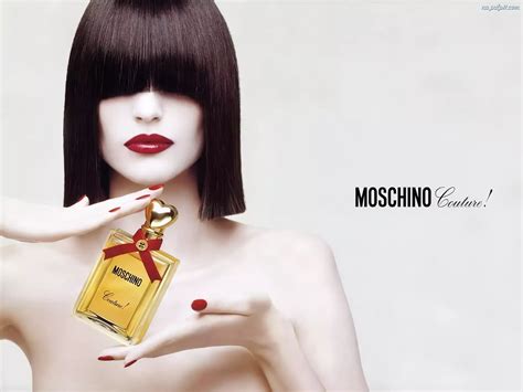 Moschino, flakon, kobieta, perfumy