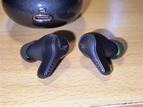 Mifo FiiTii HiFIDots Review Snapdragon Sound IEM Bluetooth Earbuds ...