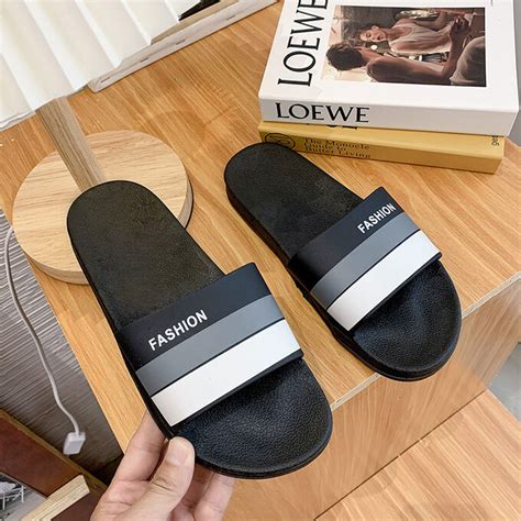 Шлепанцы женские, резиновые, надпись "Fashion", цвет черный | Шлепанцы ...