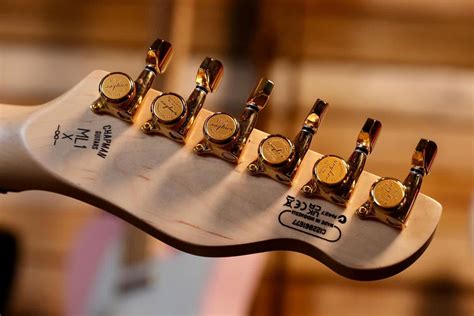 6 In Line Tuners