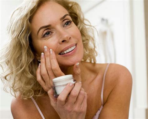 Домашние маски для лица после 50 лет: хорошие рецепты