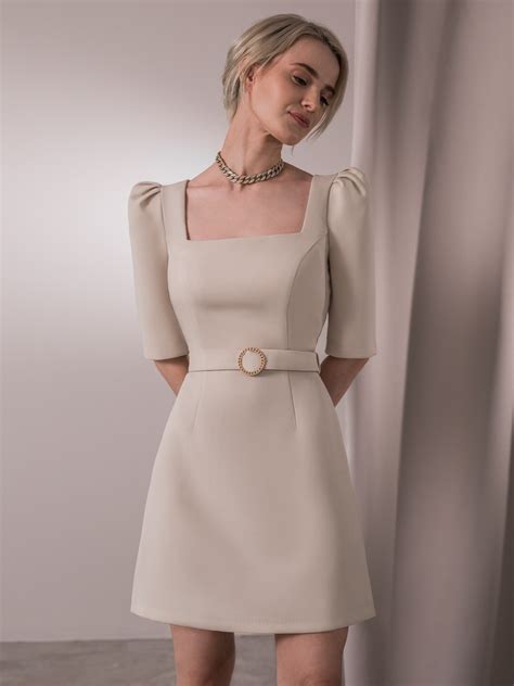 LICHI - Online fashion store :: Платье мини с золотистой пряжкой на ремне