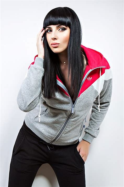 InterDating Single Ukrainian Russian Women Lina Looking for Men | Code 5237