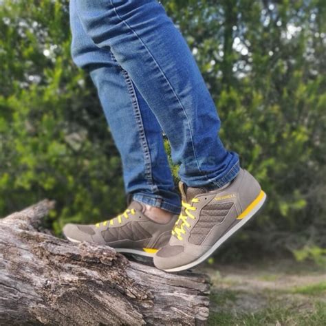 Sneakers MERRELL Alpine Boulder J000417