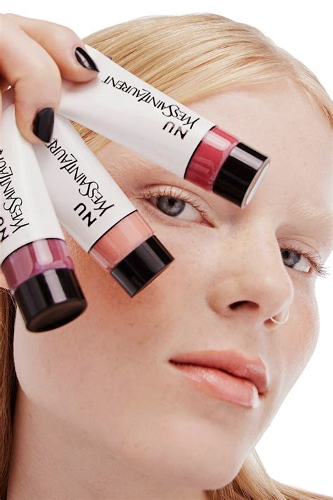 YSL Beauty представил тинт для губ и щек | BURO.