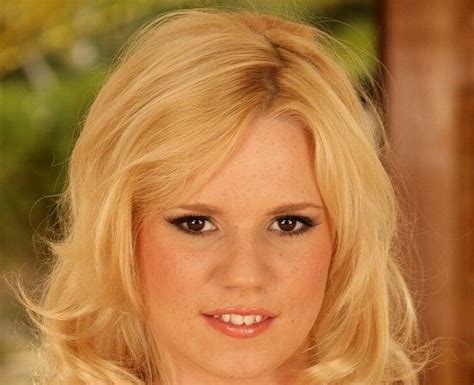 Yasmine Gold Biography/Wiki, Age, Height, Career, Photos & More