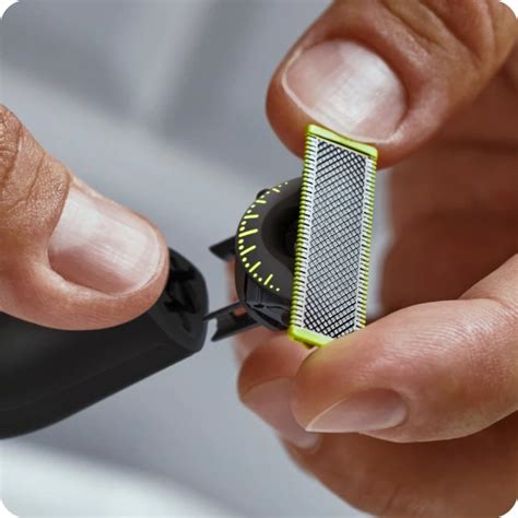 Электростанок PHILIPS OneBlade 2в1 для Бритья Бороды, Усов и Тела ...