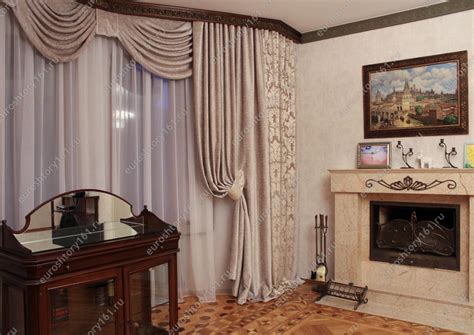 Зал с ламбрекеном - Еврошторы