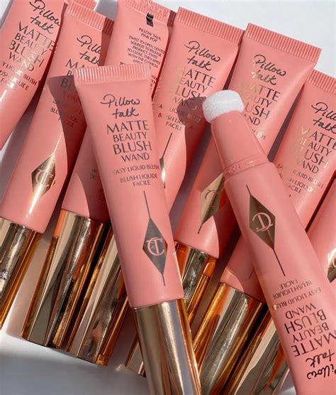 Кремові матові рум'яна charlotte tilbury pillow talk matte beauty blush ...