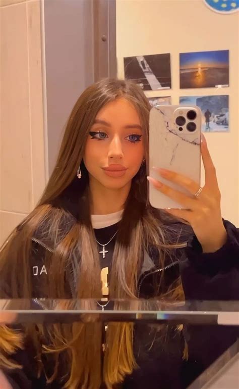 Лия Стеффи🌸 { lia.steffi } в 2022 г | Историческая фантастика, Девочка ...