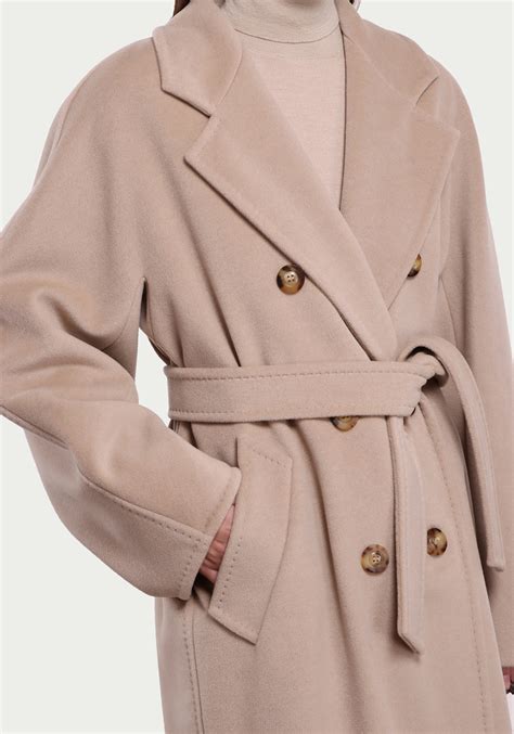 Пальто Max Mara MADAME цвет светло-бежевый - купить в интернет-магазине ...