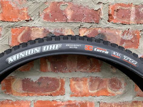 Maxxis Minion DHF 29 x 2.50 WT | Mountain Bike Tyres | Bike Hub