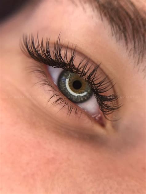 Наращивание ресниц | Natural fake eyelashes, Lashes makeup, Makeup ...