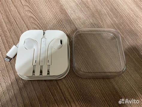 Оригинальные EarPods Lightning купить в Новосибирске | Электроника | Авито