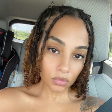 Angelic Alexander (@angelicalexander) • Threads, Say more