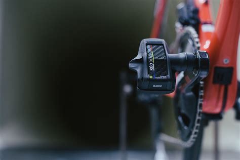 Look releases new Keo Blade Carbon and Blade Carbon Ti pedals | Bicycle ...