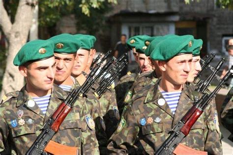 Берет пограничника: как он появился